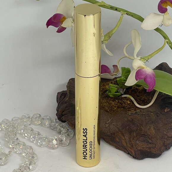 Hourglass | Makeup | Hourglass Unlocked Instant Extension Mascara Ultra ...